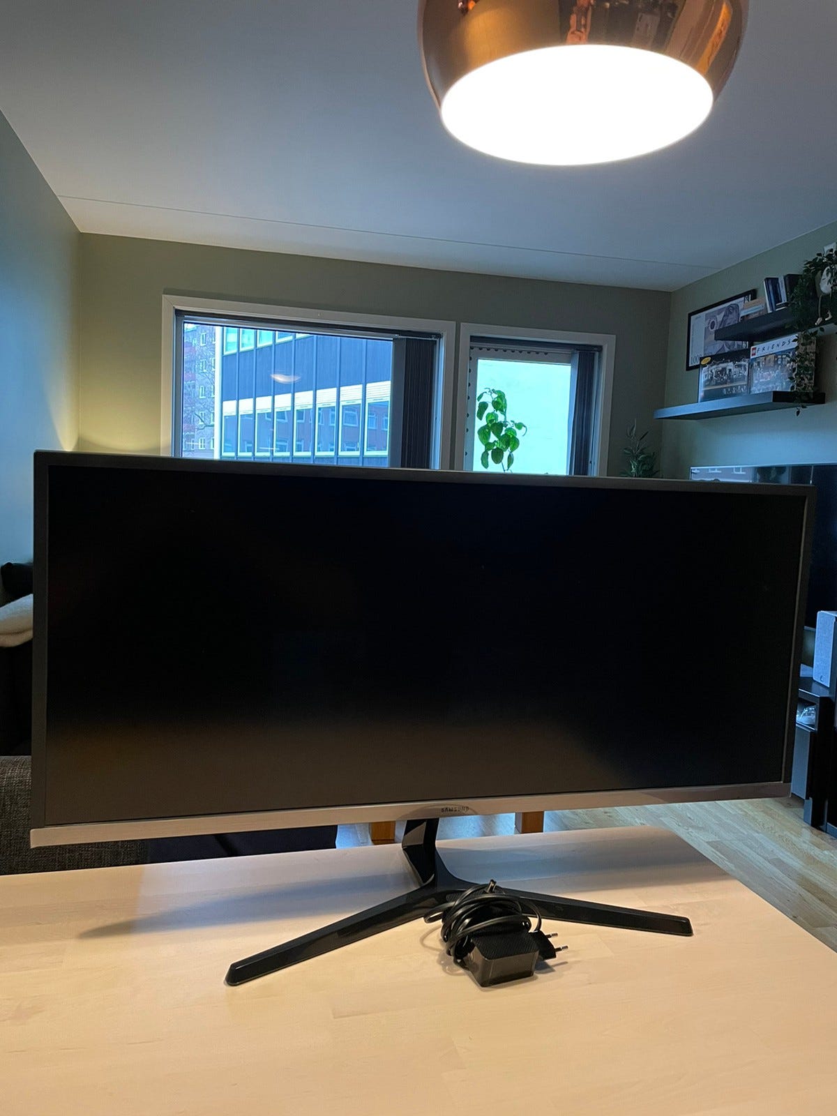 Samsung S34J550WQR 34" WQHD VA 21:9 3440 x 1440 | FINN torget