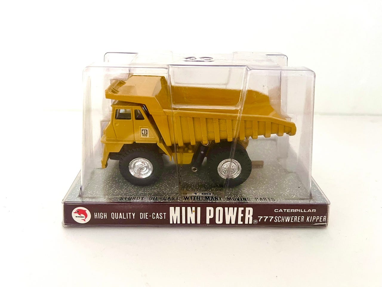 Shinsei Die-Cast Caterpillar 777 Truck 1:90 (uåpnet) | FINN-torget