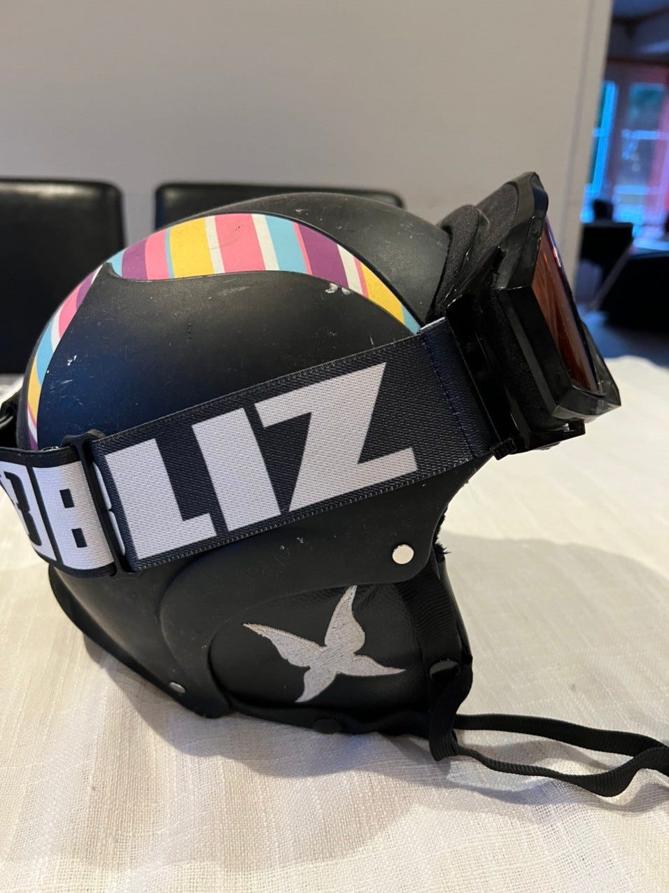 Alpinhjelm inkl. Bliz briller SUPERBILLIG !! | FINN-torget