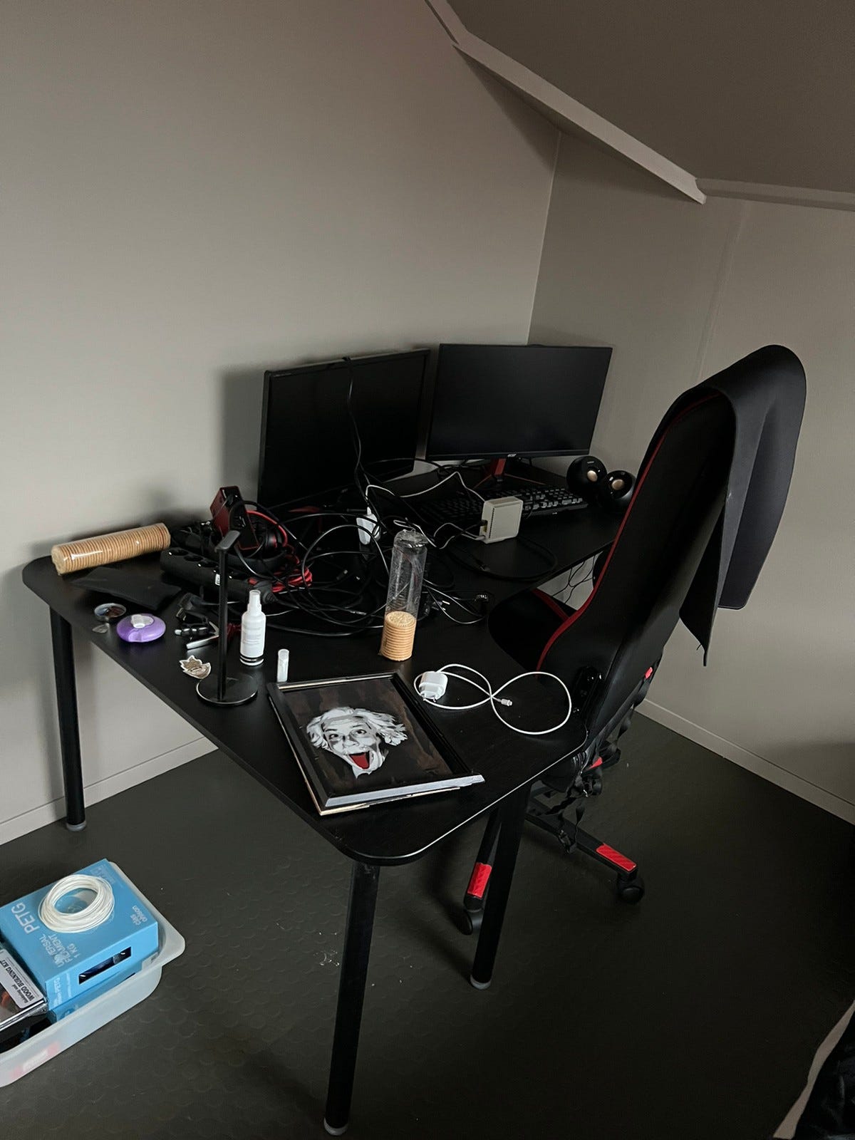 Gaming pult | FINN.no