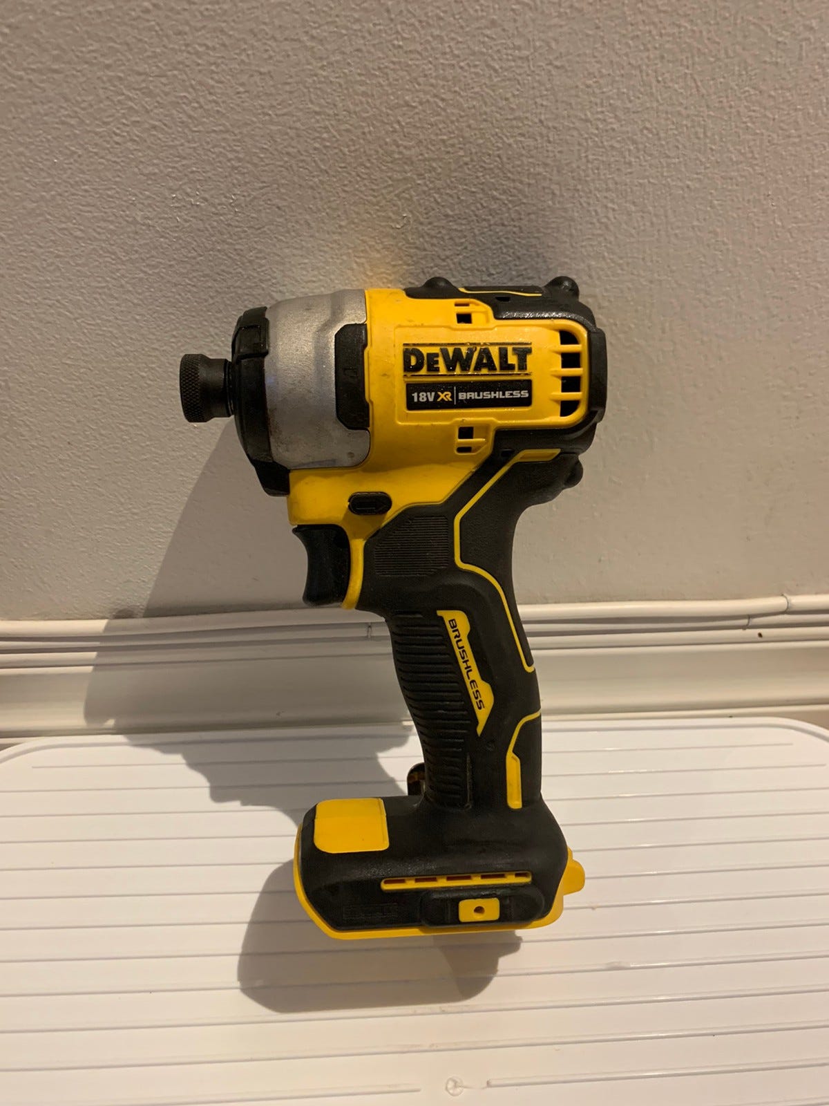 Dewalt 18v Slagskrutrekker | FINN-torget