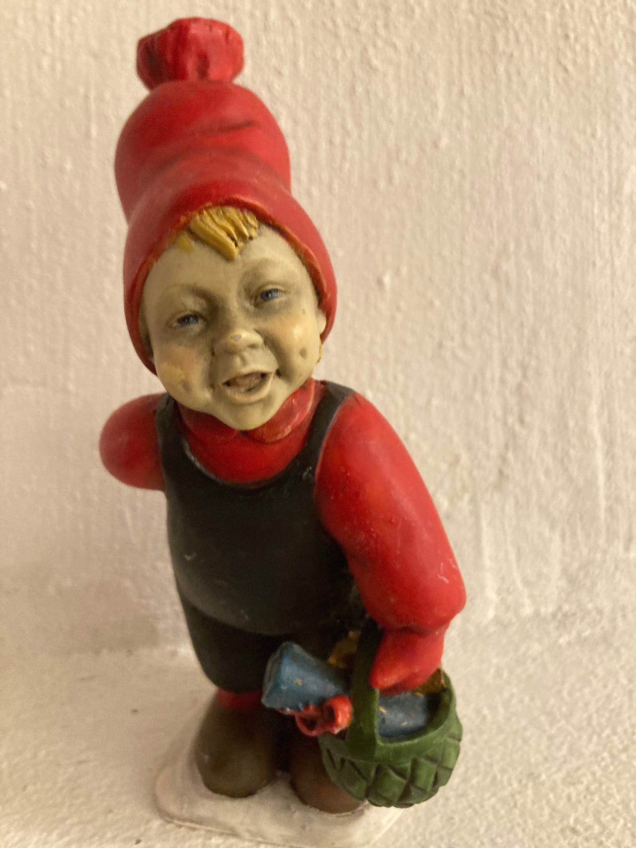 Candy design , Carl Larson julefigurer, Sia ,Magnor God Jul, m.m | FINN ...