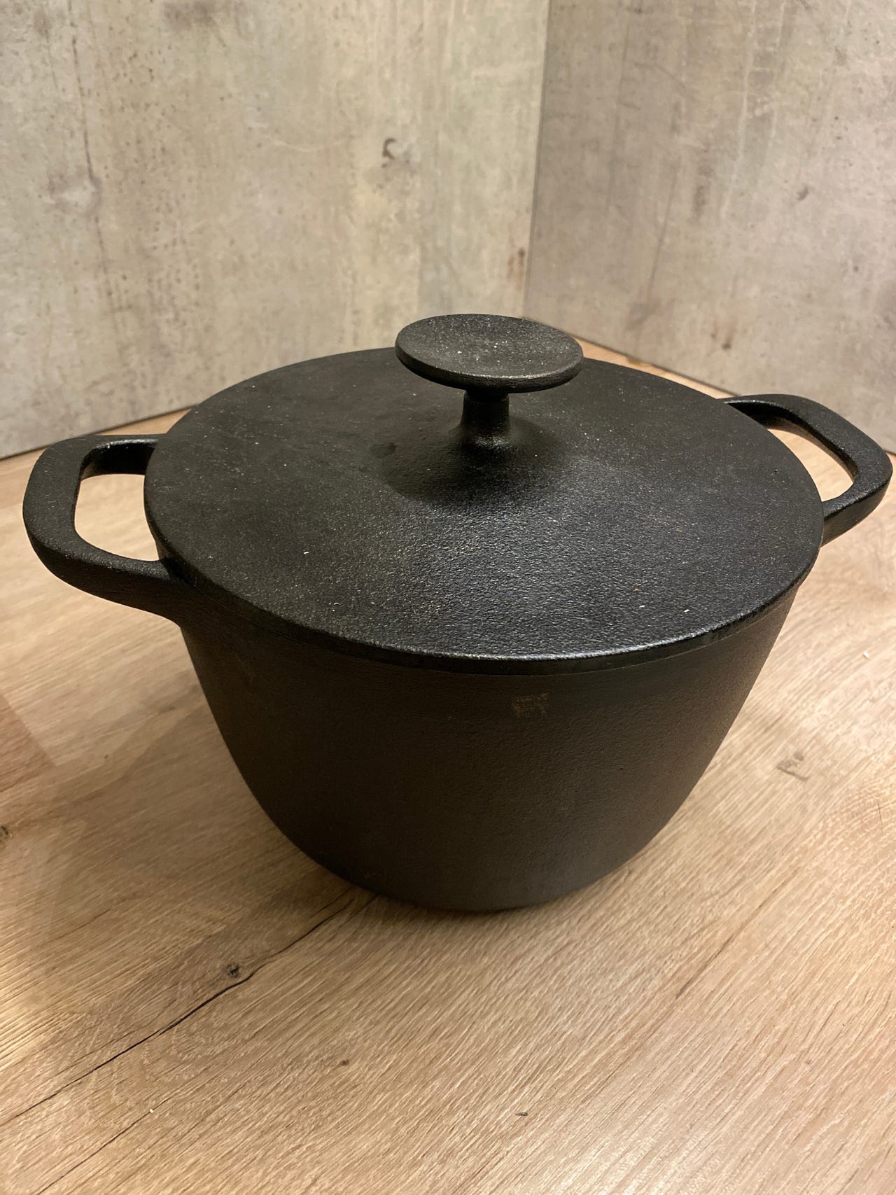 Jerngryte fra Ikea gis bort | FINN torget