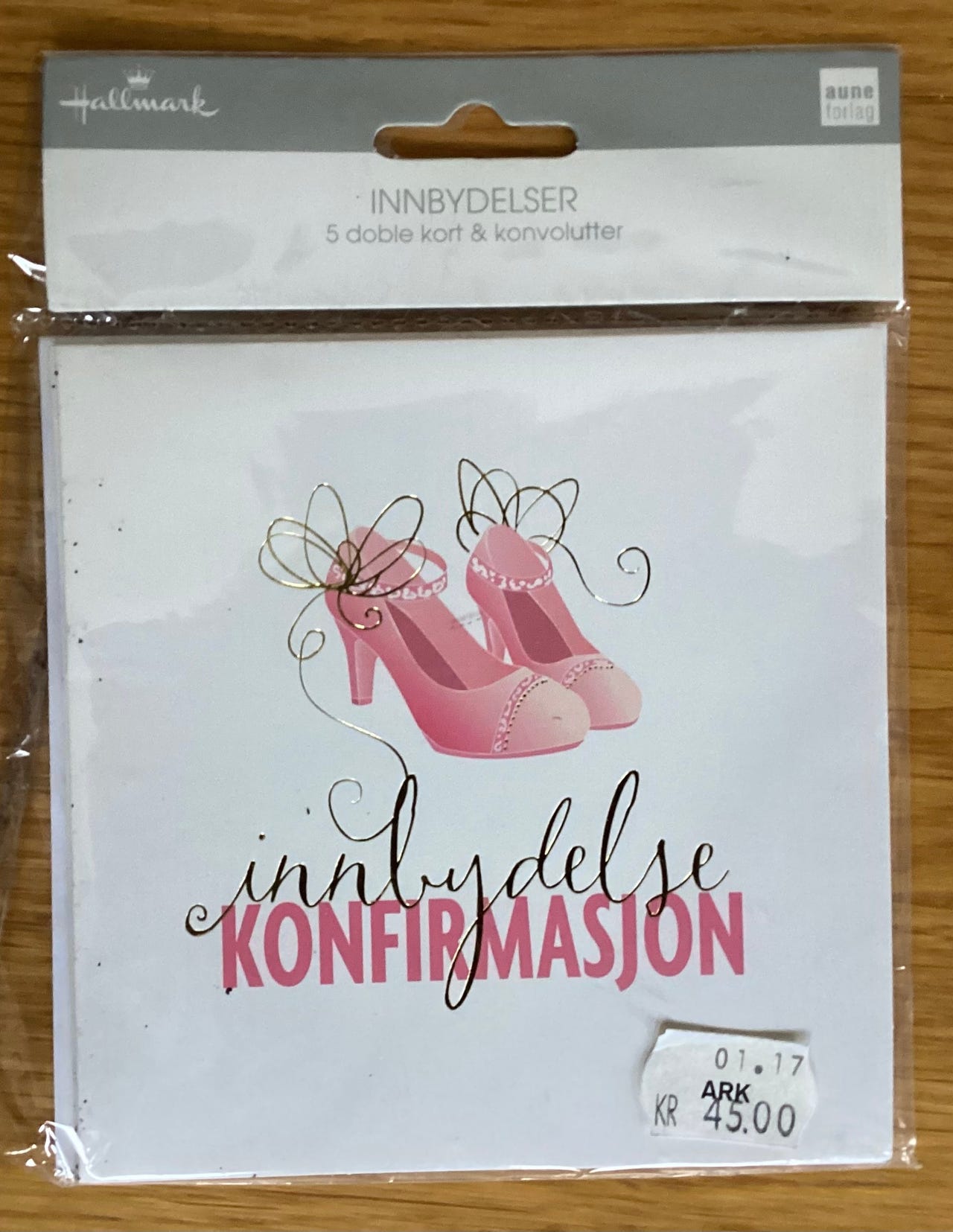 4 NYE INNBYDELSE kort KONFIRMASJON, Str. 12,25 cm x 12 cm. Til Jente ...
