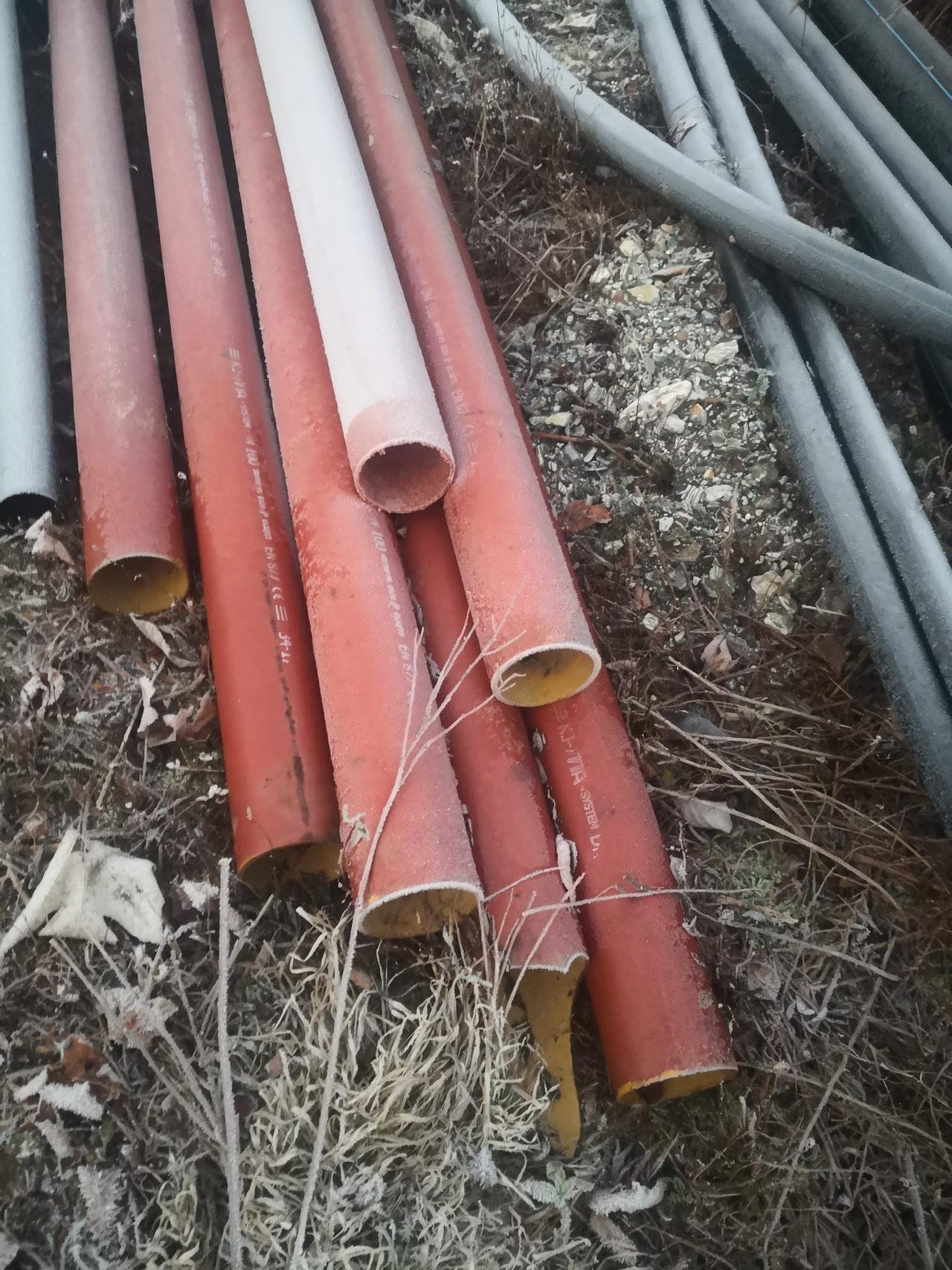 avløp vertikal metall rør 100 og 60 mm | FINN-torget