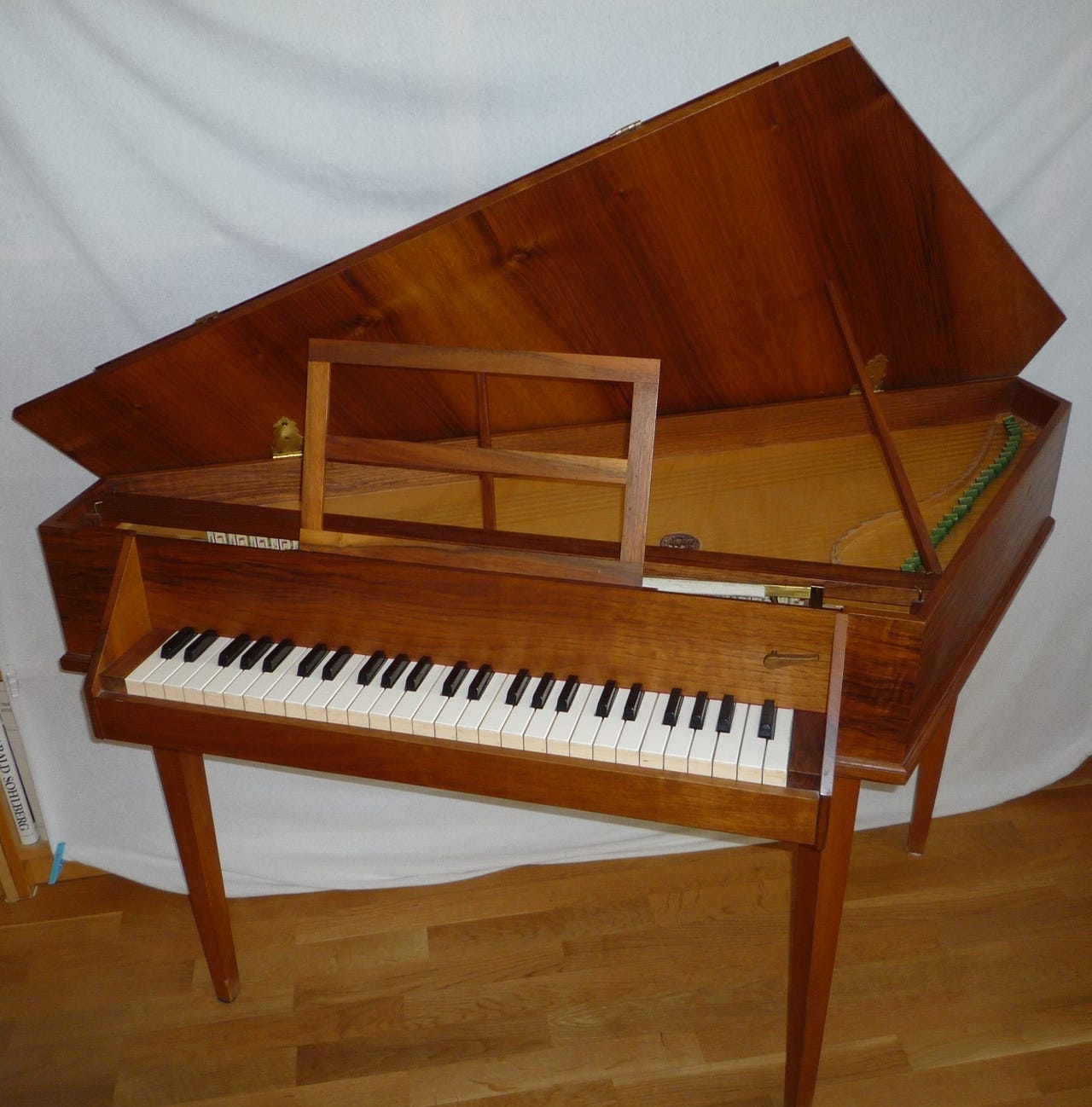 Spinett modell Zuckermann | FINN-torget