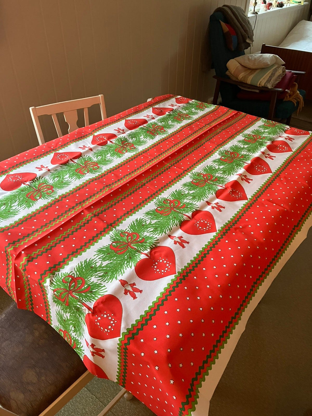 Stor juleduk retro / vintage rød | FINN-torget