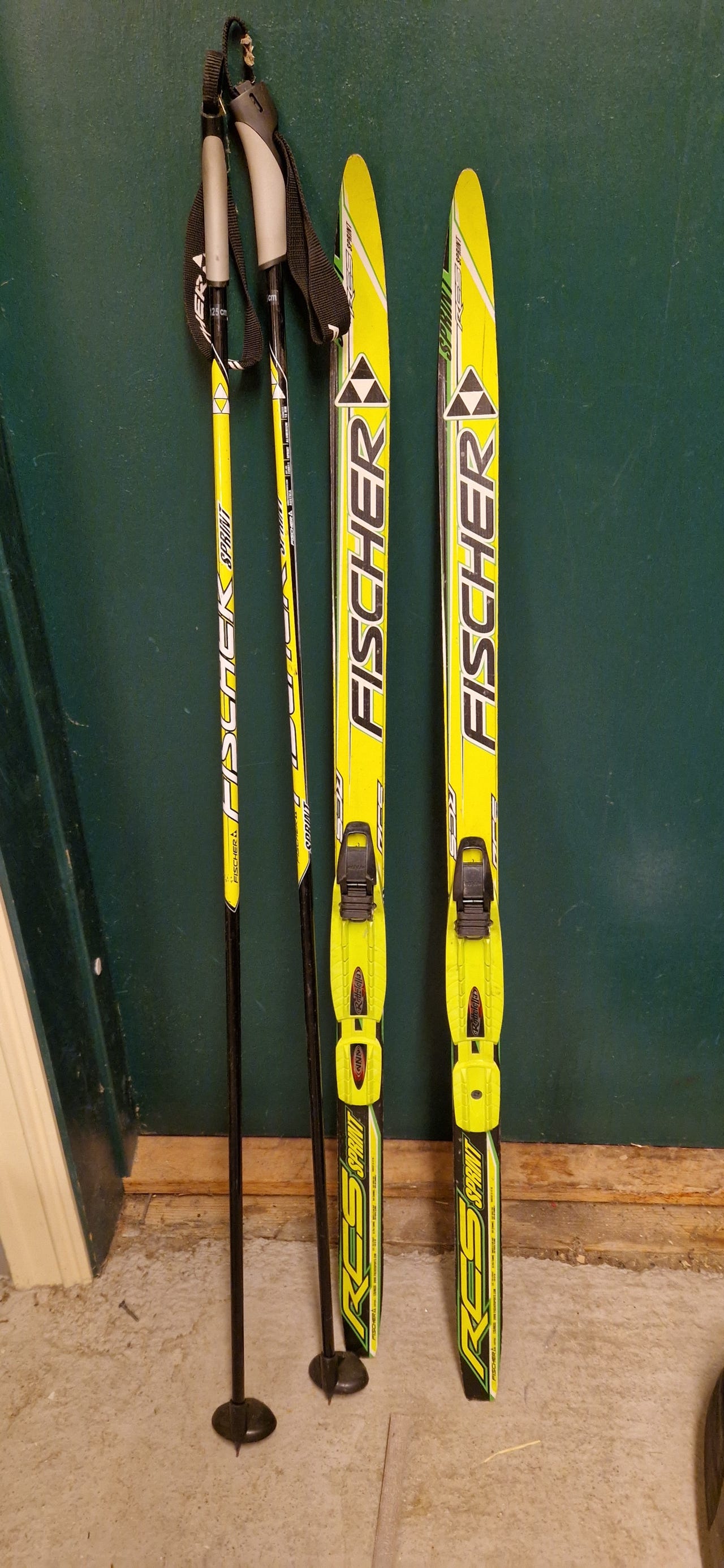 Ski og staver | FINN.no