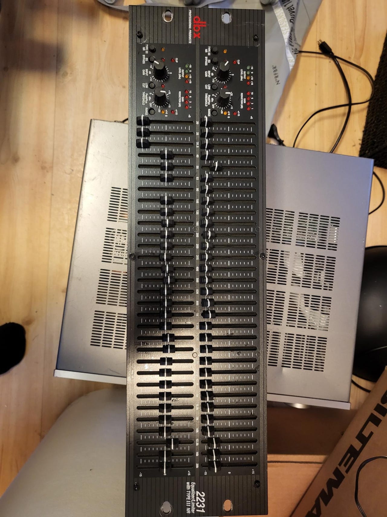 dbx 2231 Dual 31 Band Graphic EQ | FINN-torget