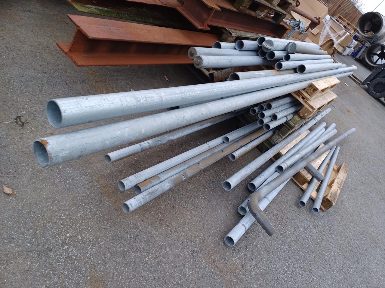 Rør 60 og 75mm skiltstang | FINN torget