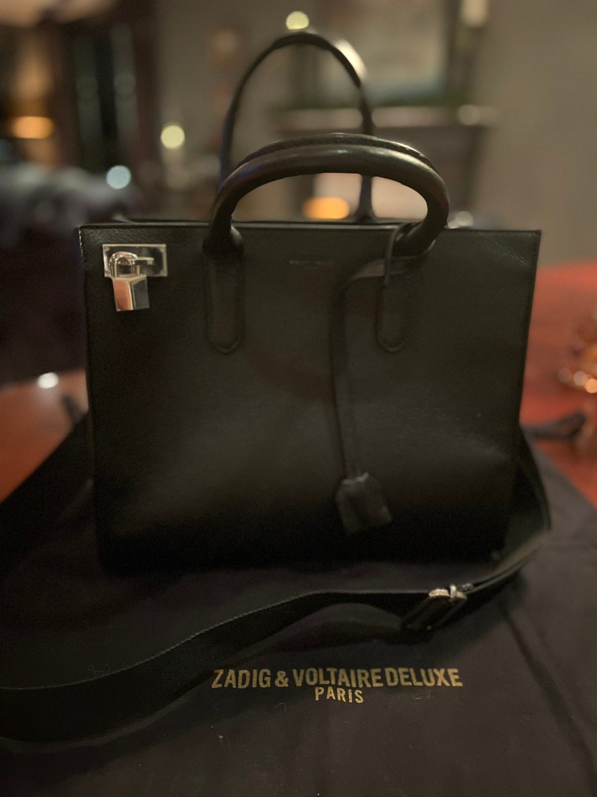 Zadig & Voltaire sort veske | FINN.no