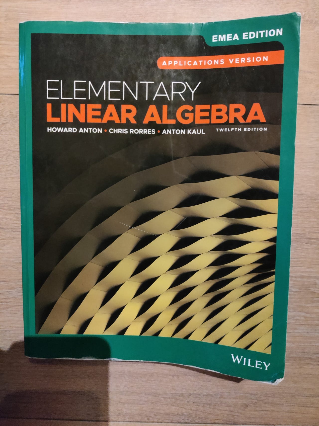 Elementary linear algebra applications version | FINN-torget