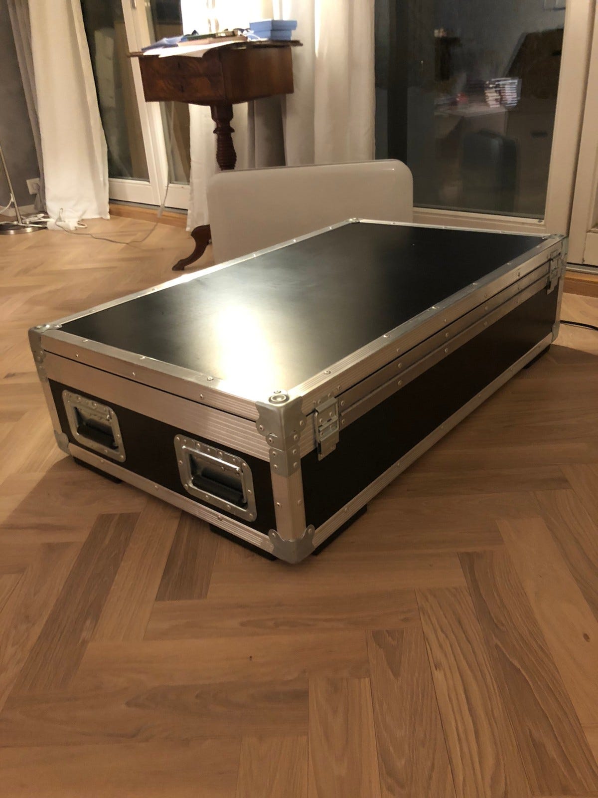 Transportkasse (Flightcase) fra Capro - 1000x600x250 | FINN-torget