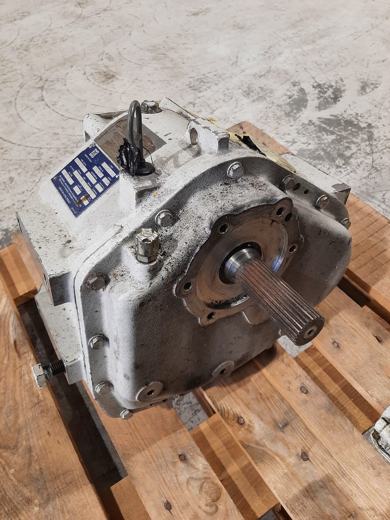 ZF 220 marine gearkasse | FINN-torget