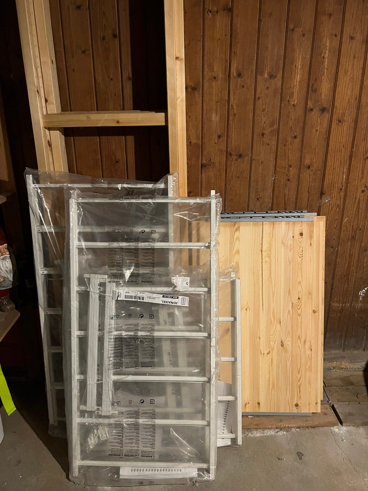 Shelf parts | FINN.no