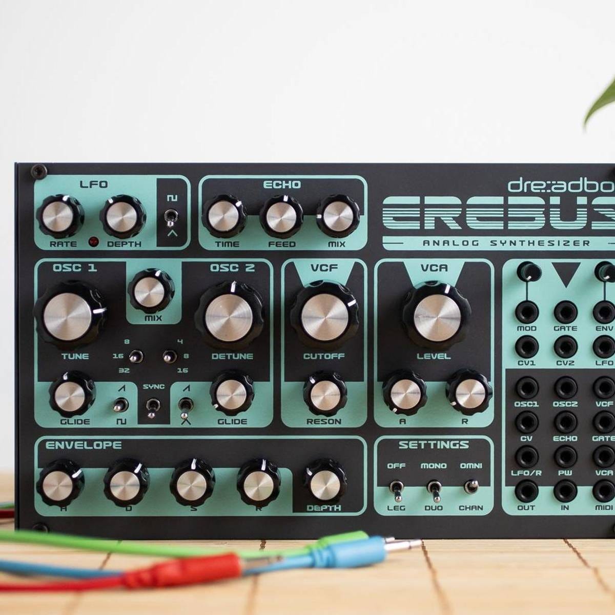 Dreadbox Erebus Reissue og Dreadbox Hades Reissue | FINN torget