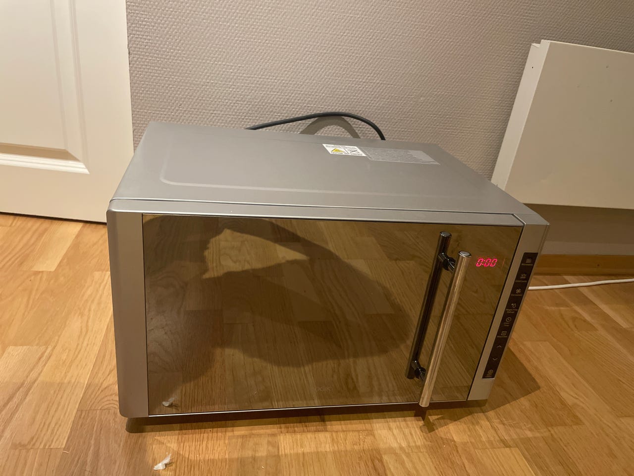 Logik microwave L23CS21E | FINN torget