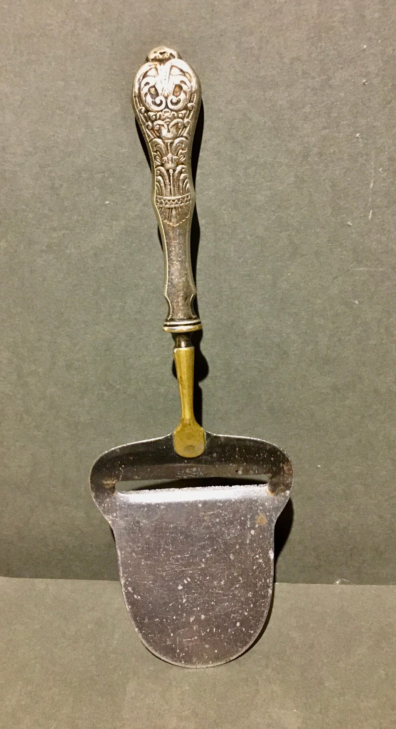 Gammel ostehøvel Diplomat | FINN torget