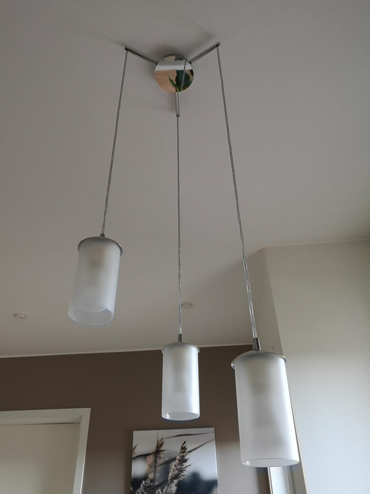 Pent brukt taklampe/takpendel med tre pendler | FINN-torget