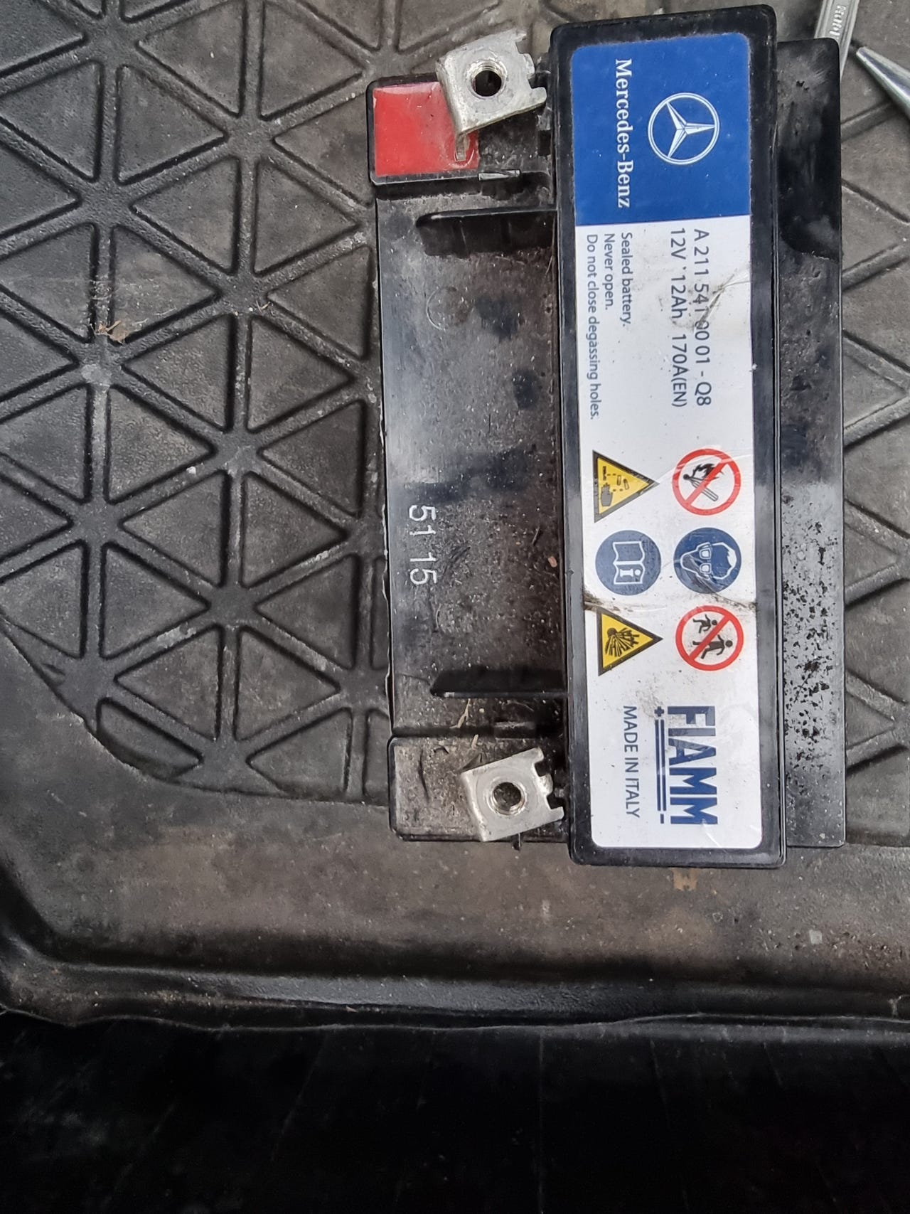 Bilbatteri til Mercedes-Benz w211 | FINN-torget