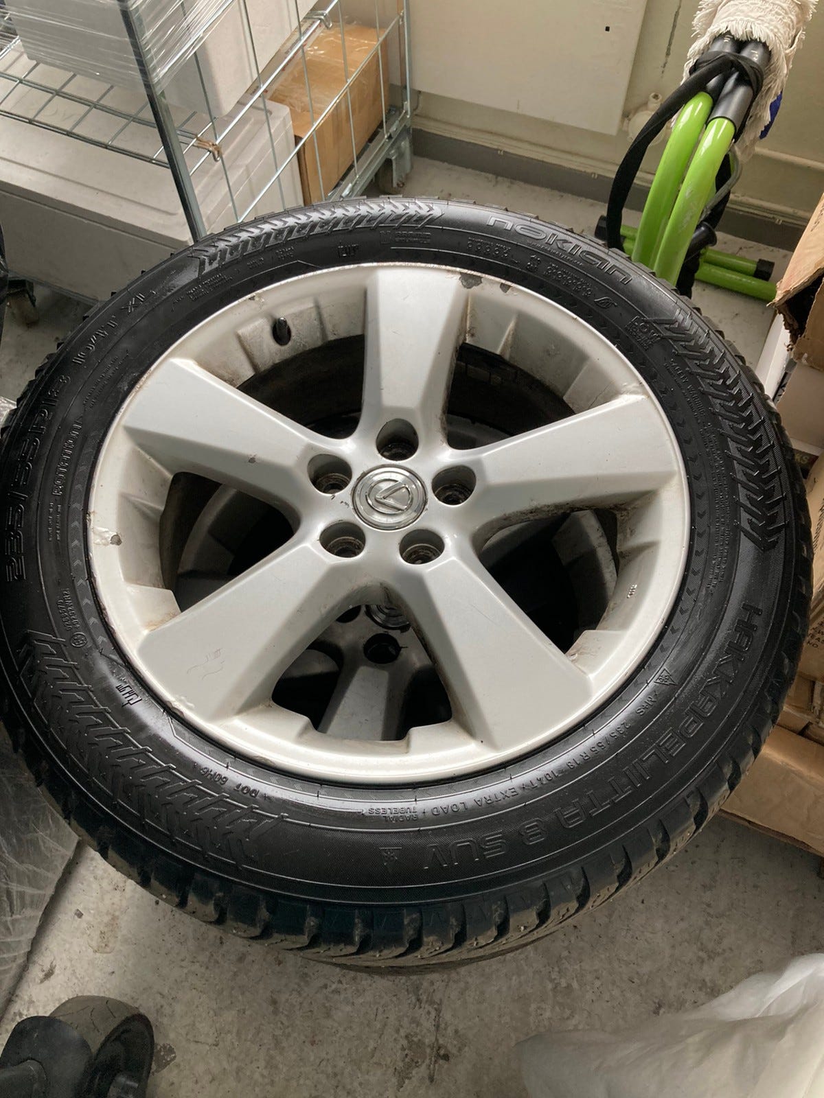 Lexus Vinterhjul/Felger med piggdekk | FINN torget