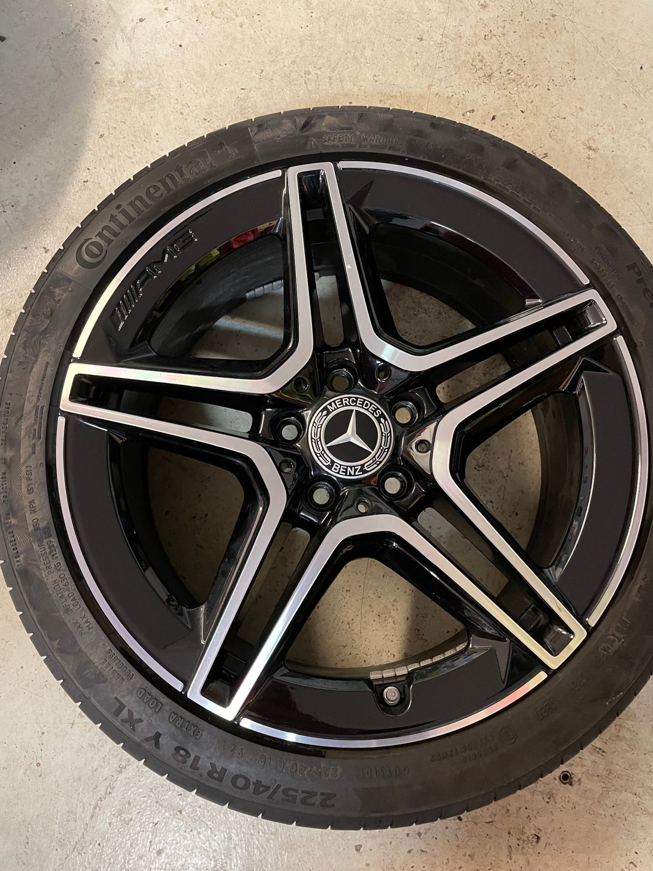 Mercedes AMG felger | FINN torget