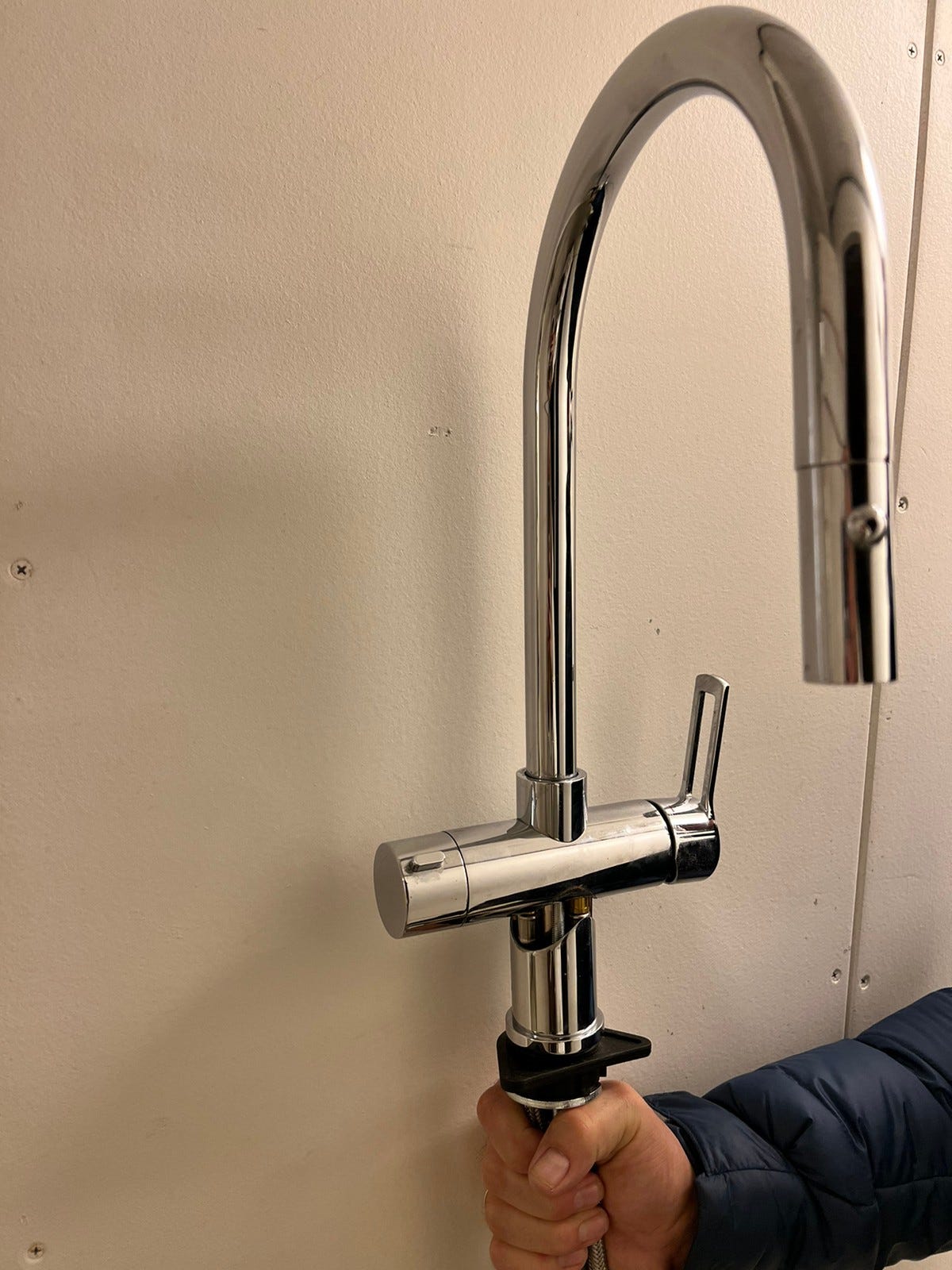 Reservert! blandebatteri fra Tapwell med spyletut | FINN-torget