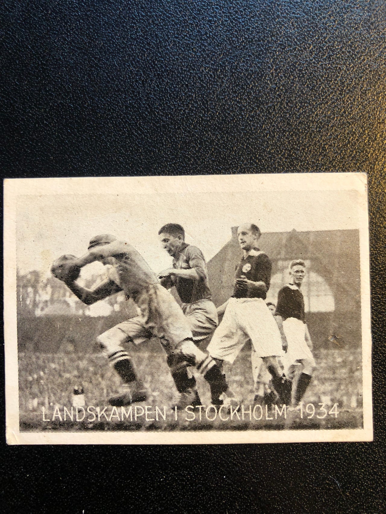 Kjeld Kjos Brann Henry Tippen Johansen fotballkort Tiedemanns Tobak ...