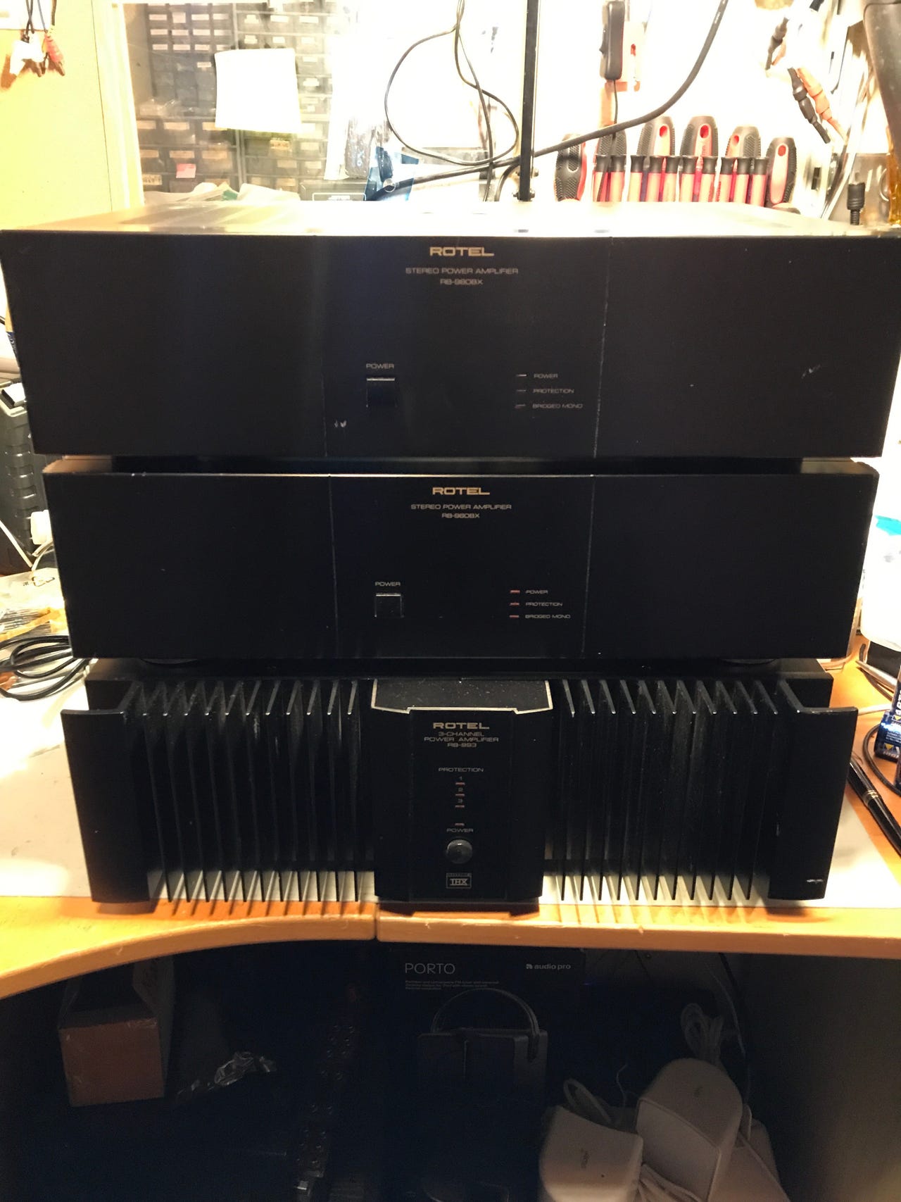 Rotel 2stk RB-980BX og RB-993 | FINN torget