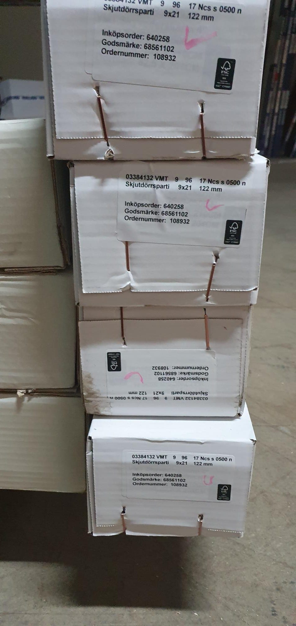 Pocket Scanflex skyvedørskarm, klassisk hvit | torget