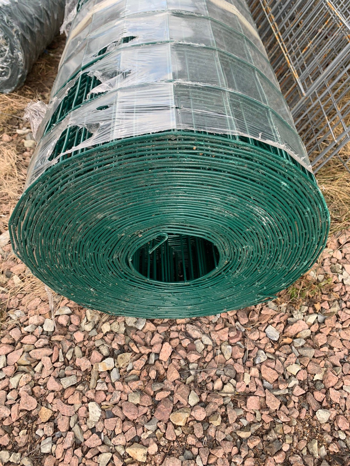 1,5 m x 25 m nettinggjerde på rull | FINN-torget