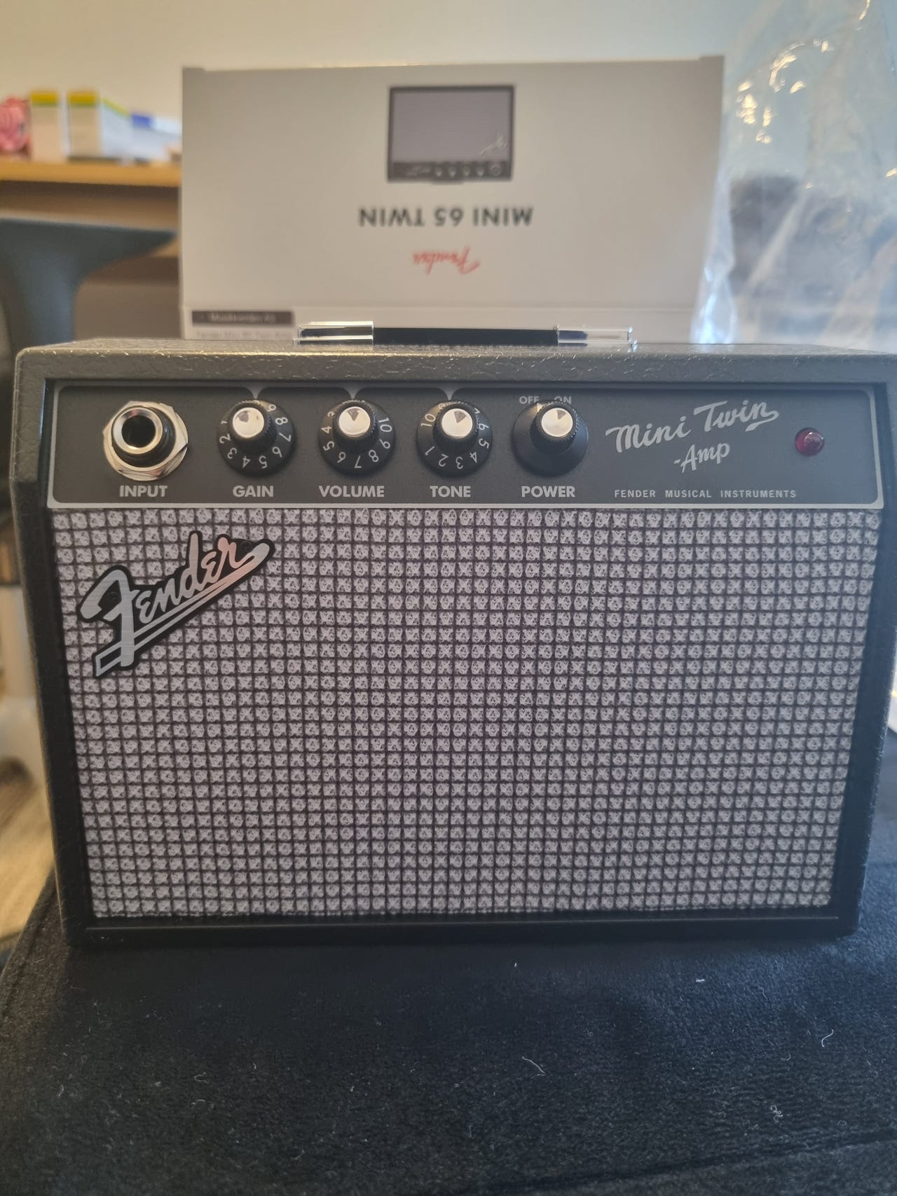 Ny pris! Fender mini 65 twin forsterker | FINN torget