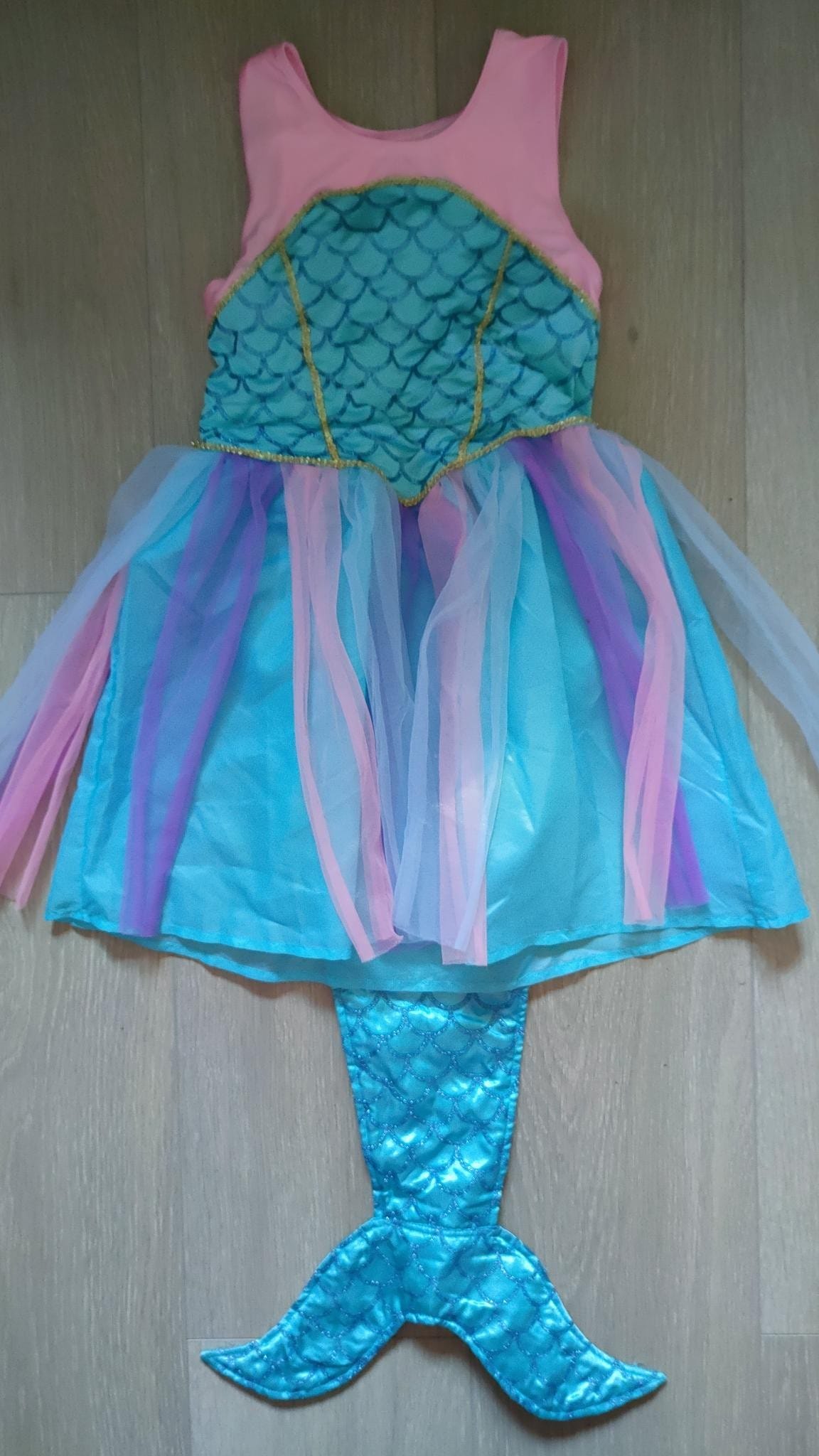 Havfrue kostyme 122/128 | FINN torget