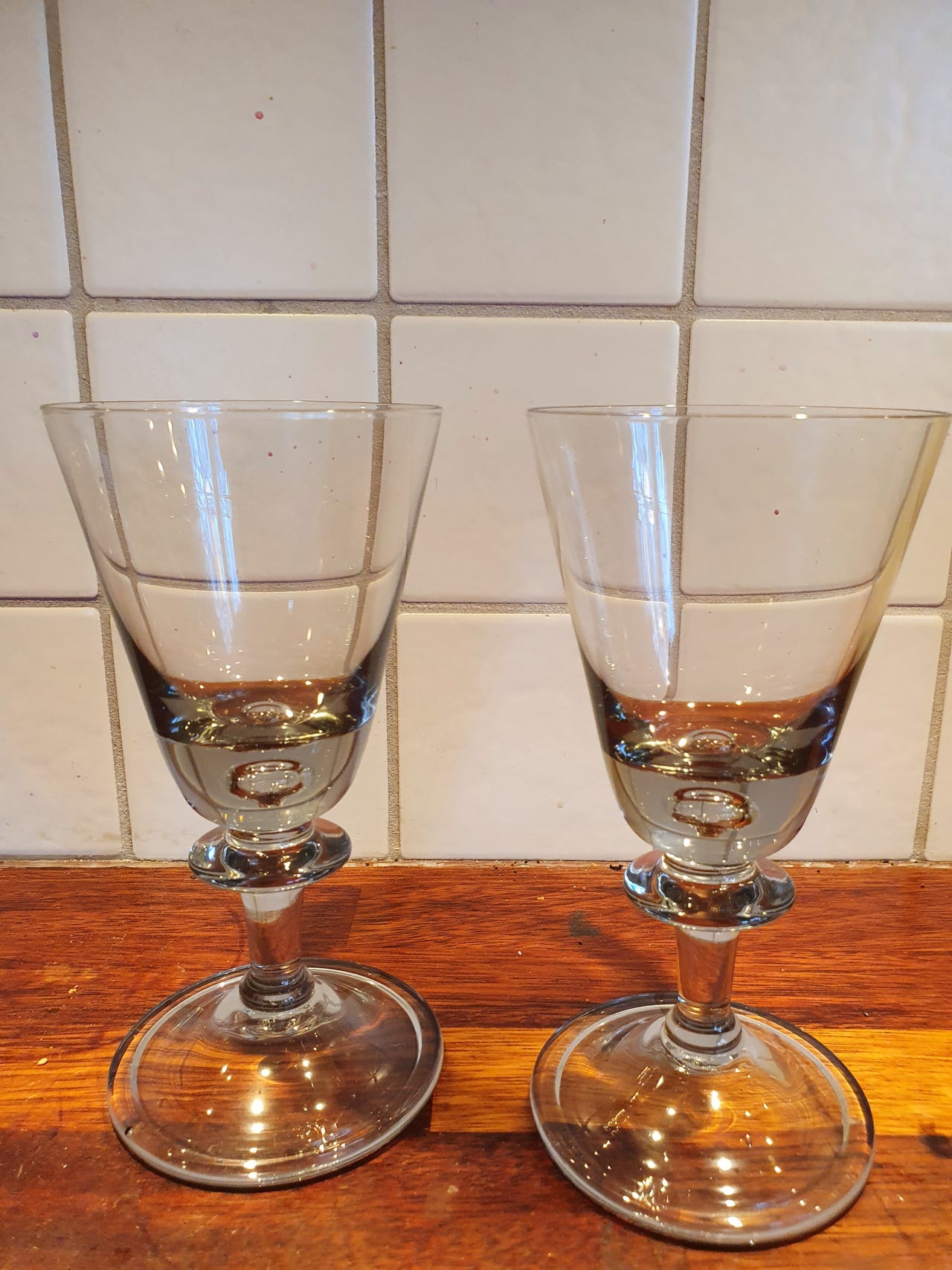 Tangen øl/ rødvinsglass, sotet | FINN-torget