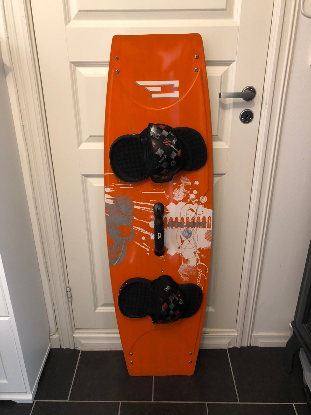 Cabrinha Caliber 130cm m/bag | FINN torget