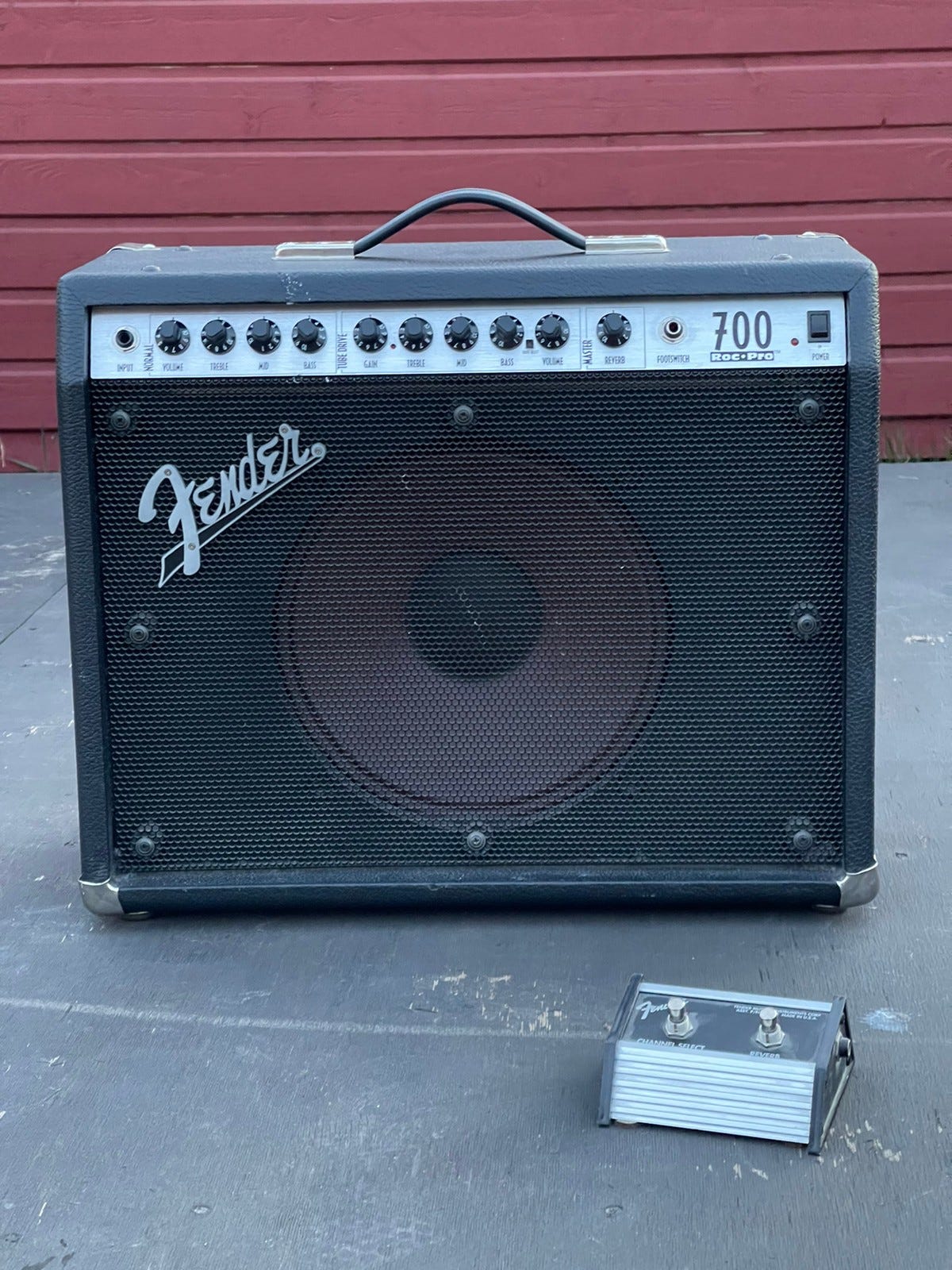 Fender Roc Pro 700 Gitarforsterker | FINN torget