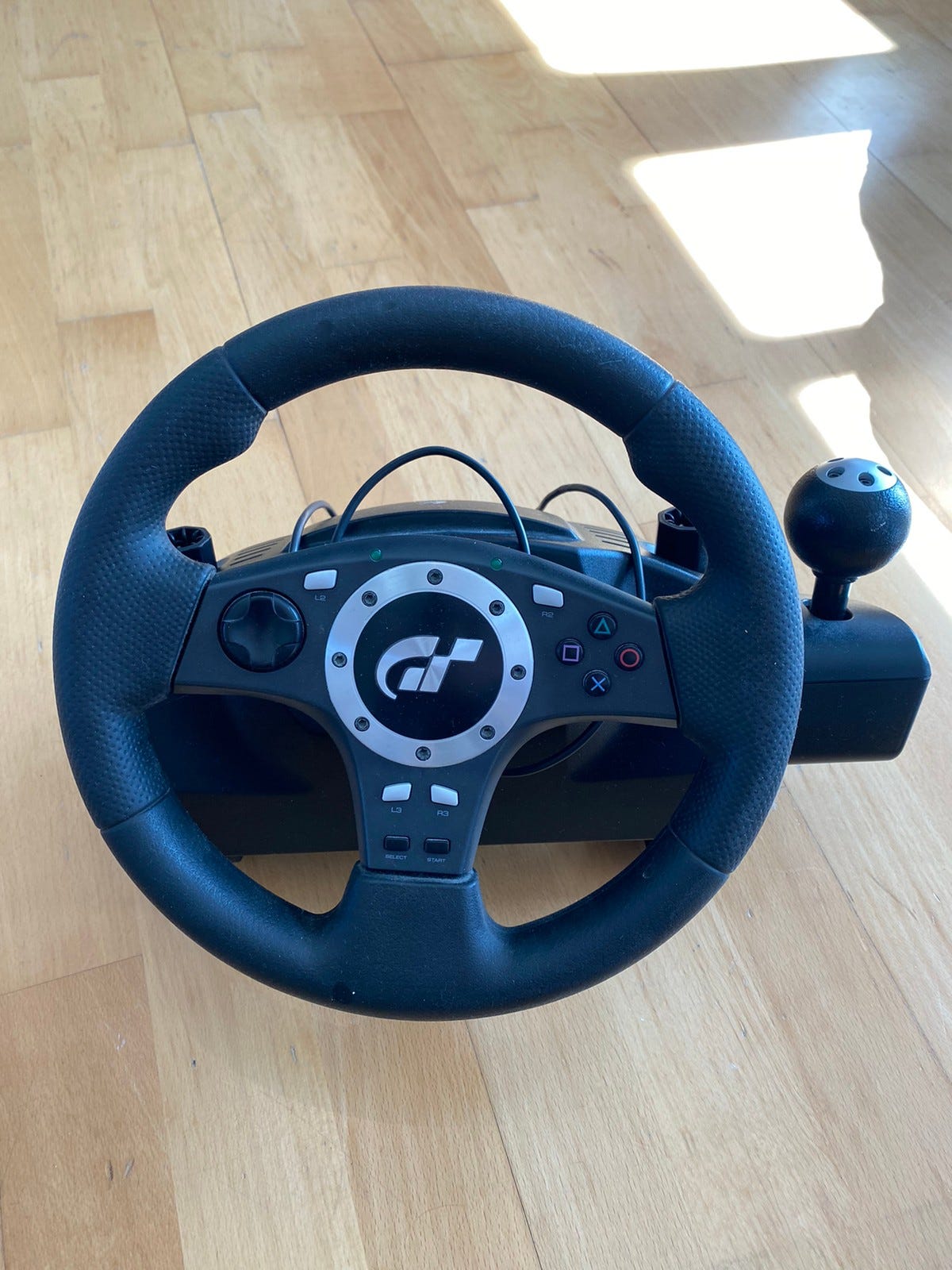 Logitech ratt og pedaler | FINN torget