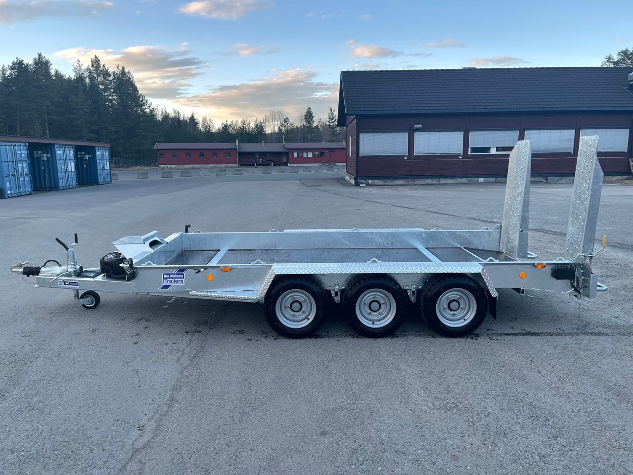 Ifor Williams GH146-3 BT Maskinhenger med kjørebruer | FINN torget