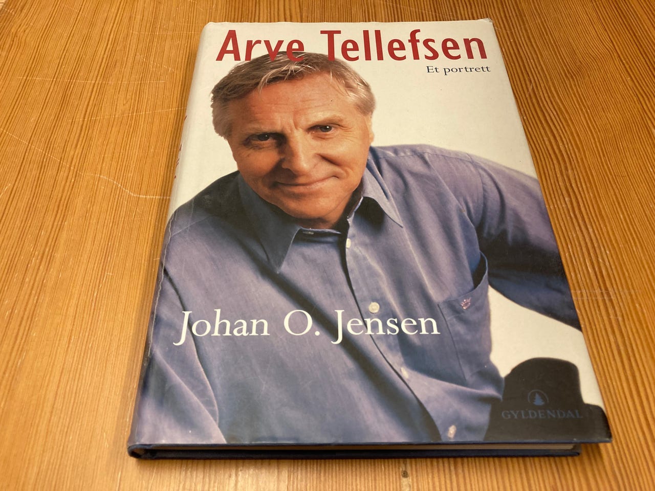 Johan O. Jensen : ARVE TELLEFSEN - ET PORTRETT | FINN torget