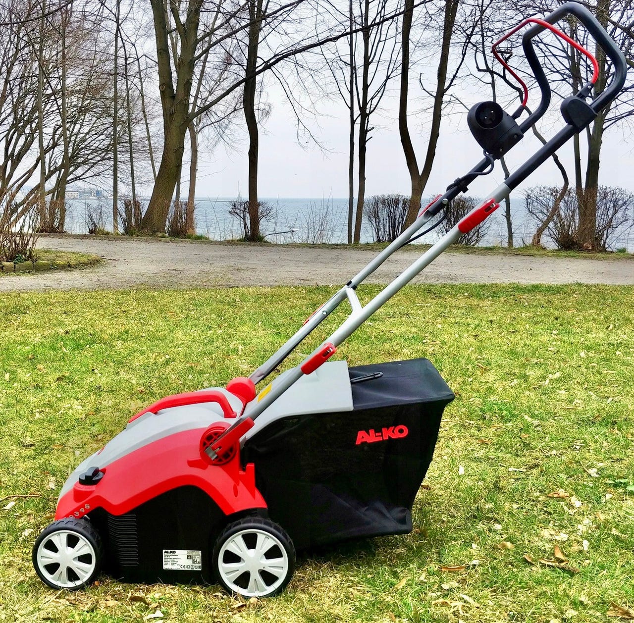 Utleie. Mosefjerner / plenlufter / vertikalskjærer (Toppmodell fra AL ...