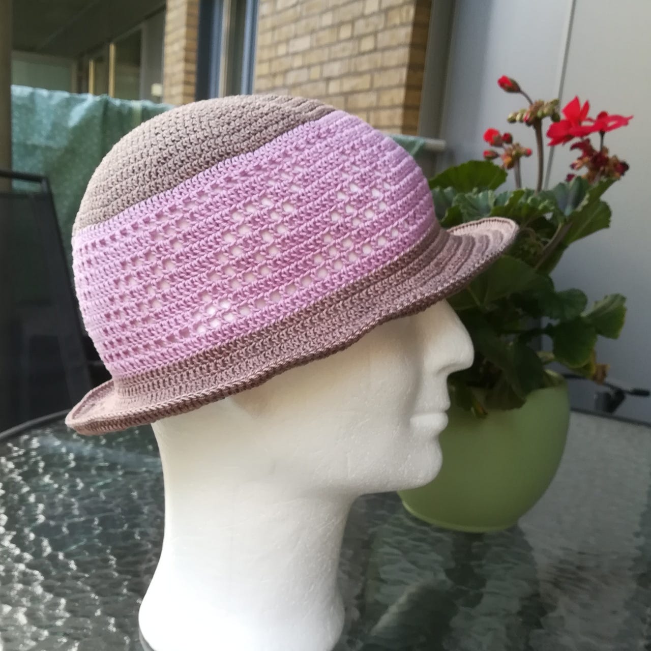 Ny håndheklet sommerhatt - Str. M | FINN-torget