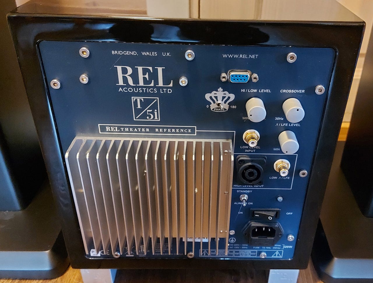 REL T5i subwoofer | FINN-torget