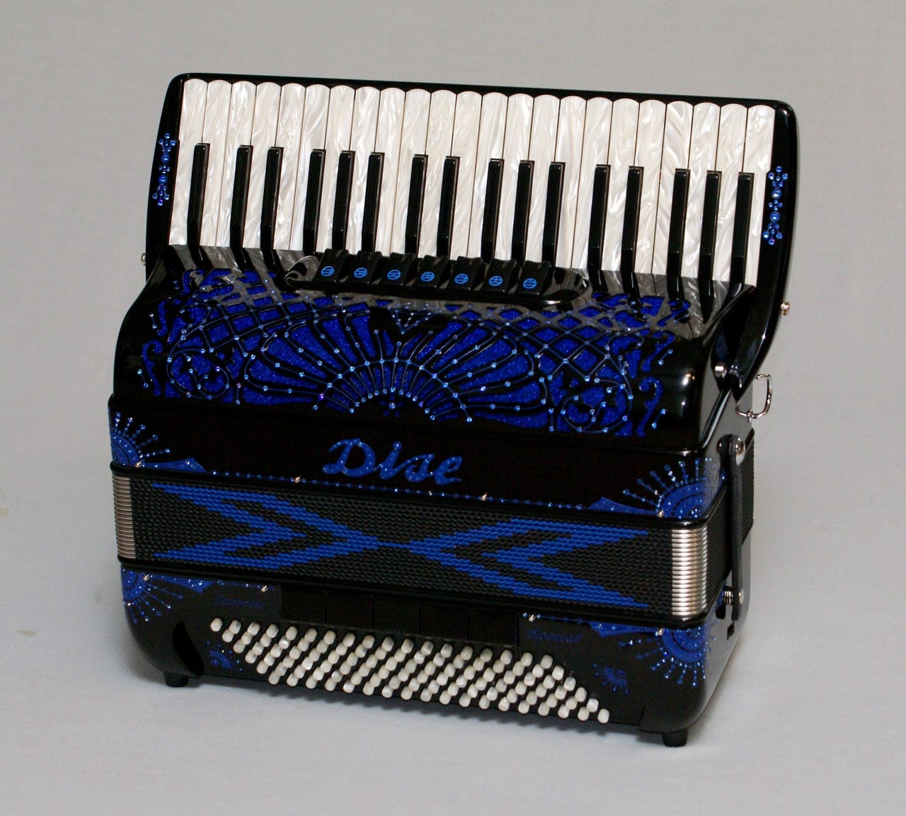 Nytt Dise Cassotto Special, med lekker dekor. Fri frakt | FINN-torget