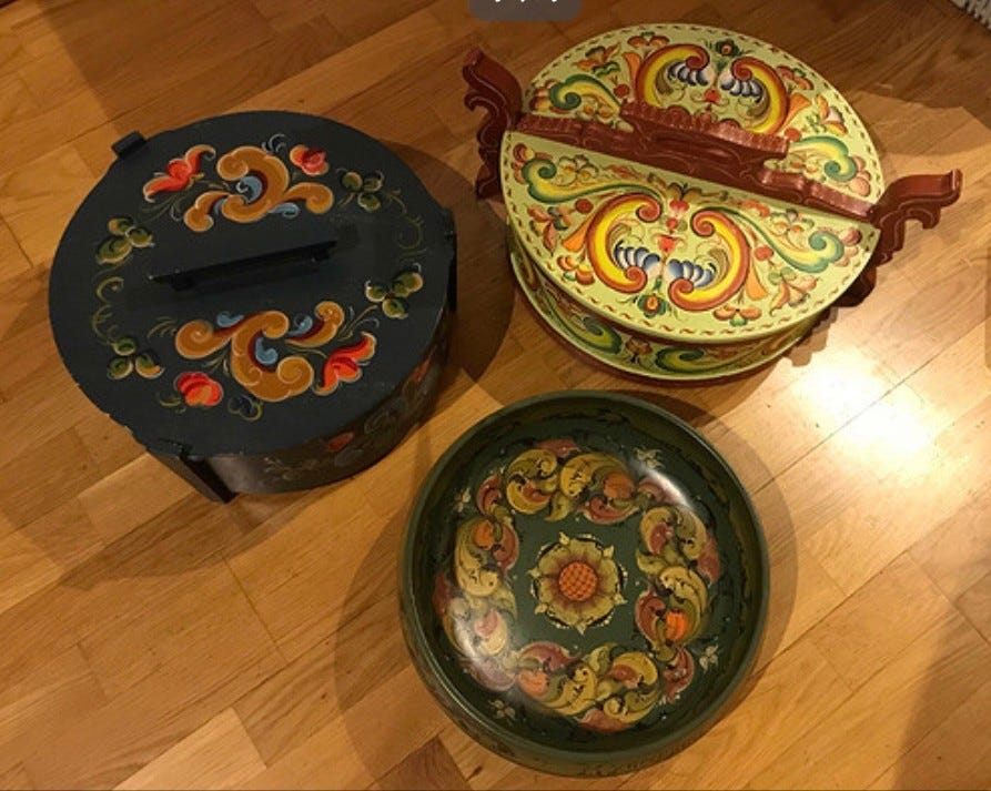 Rosemalt kaketine/ bolle | FINN-torget