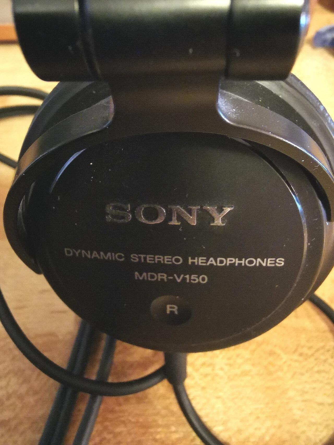Sony Dynamic Stereo Headphones, Model:MDR-V150 | FINN torget