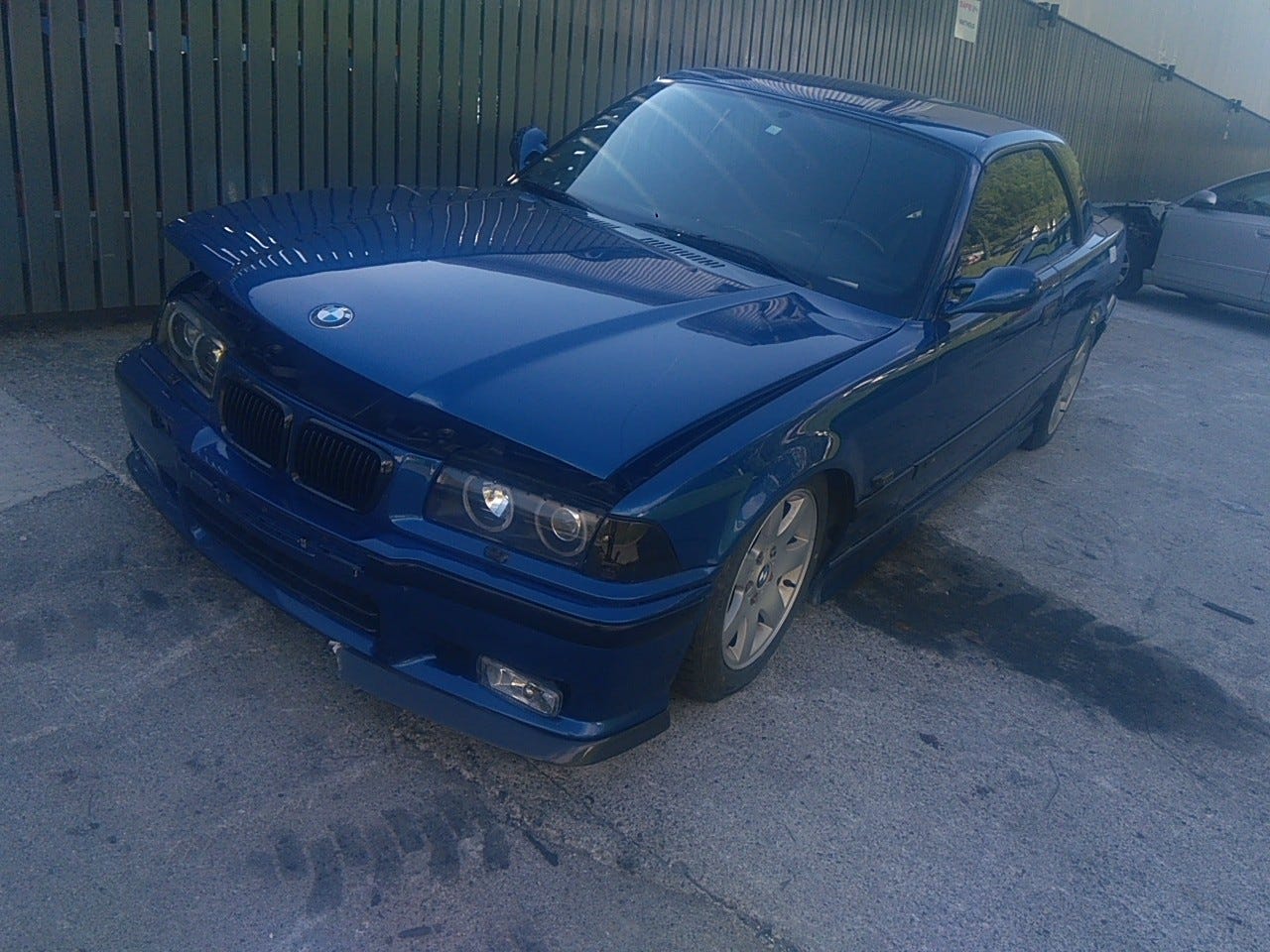 Bmw 325i Cab -95 E36 selgast i delar | FINN-torget