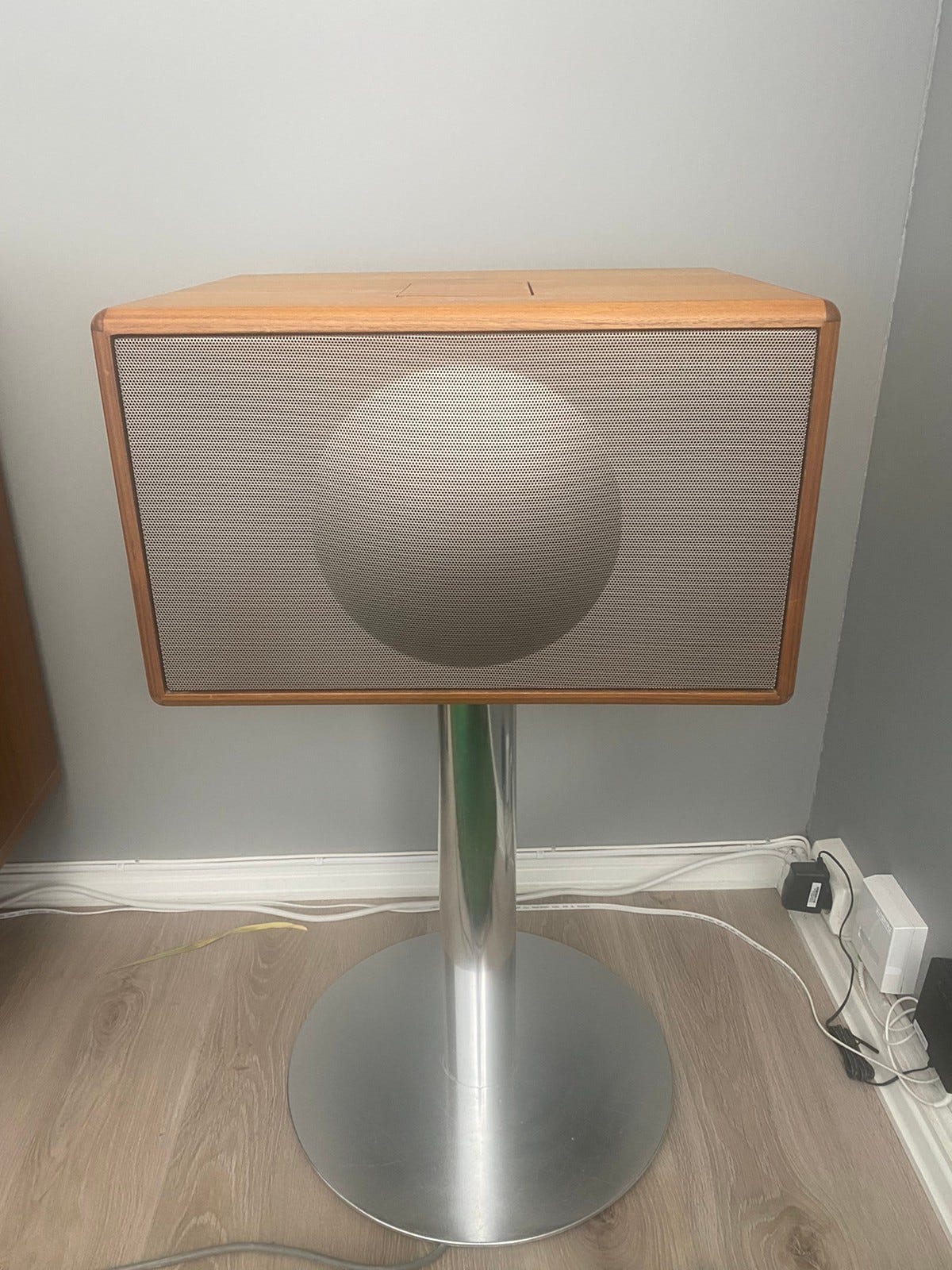 Geneva Model L høyttaler | FINN-torget