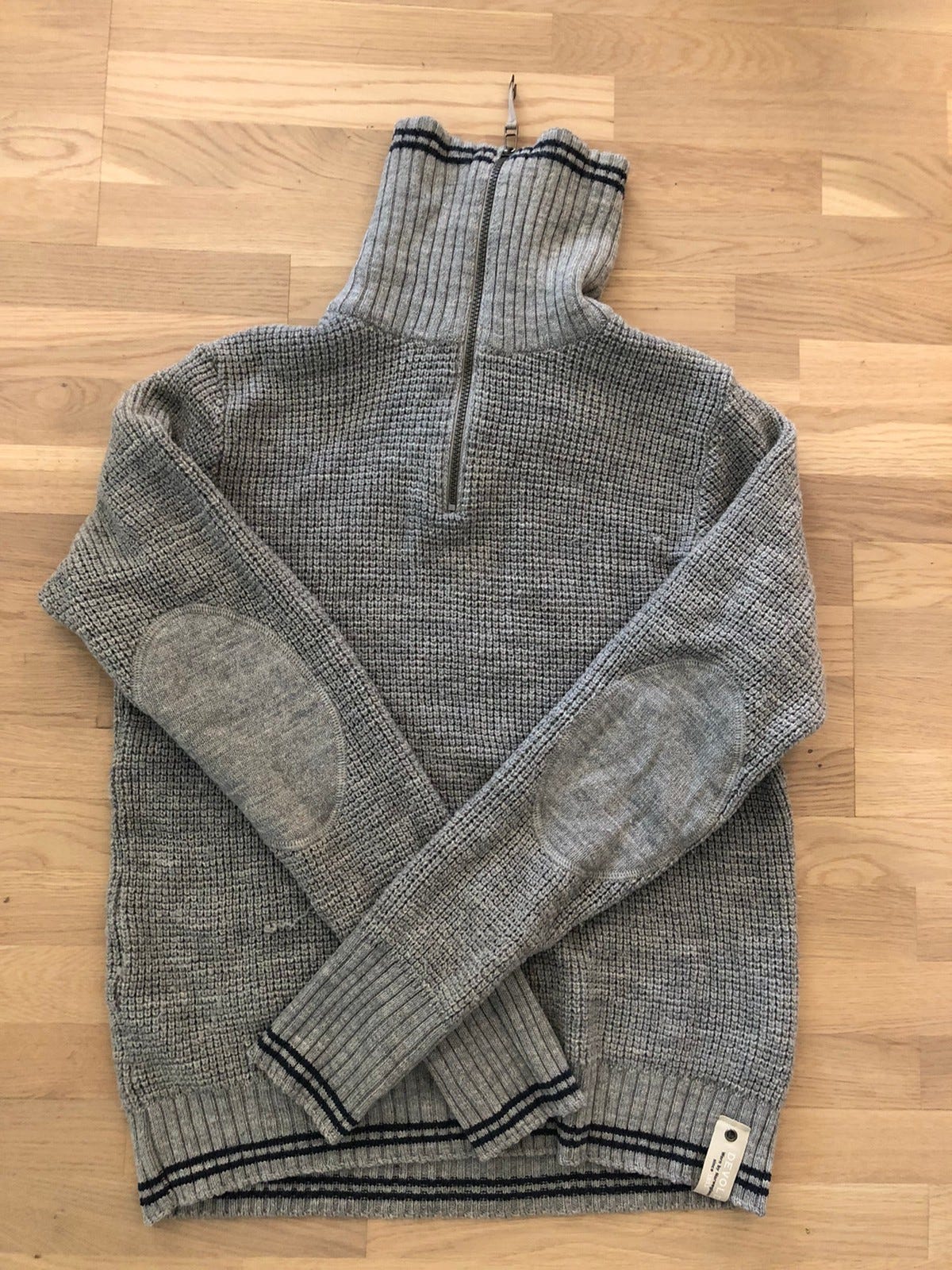 Genser fra Devold | FINN torget