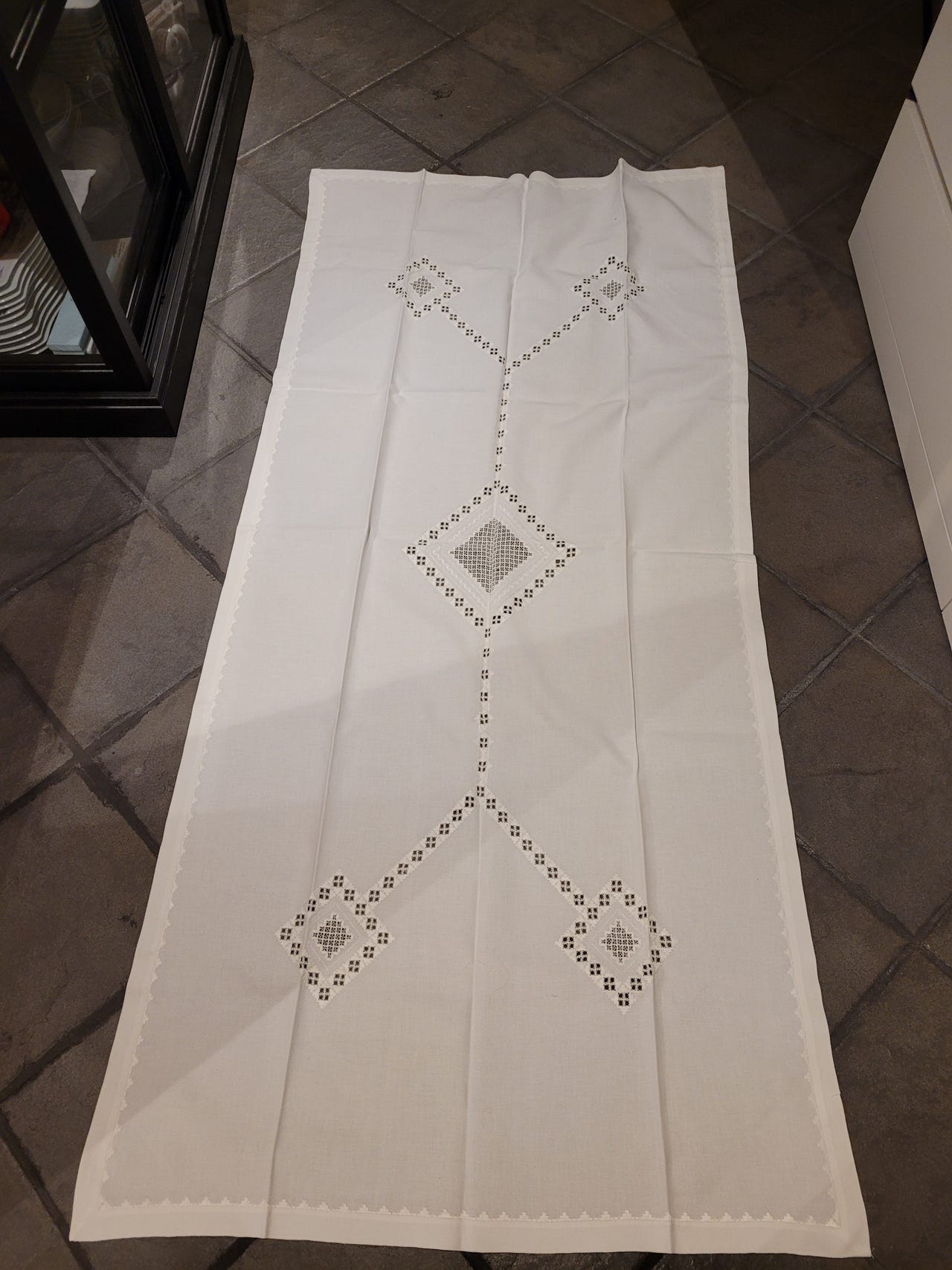 Hardangersøm duker | FINN-torget