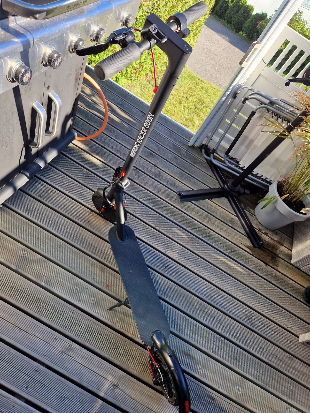 Nordic Racer 600N, 350 W, elektrisk sparkesykkel. | FINN torget